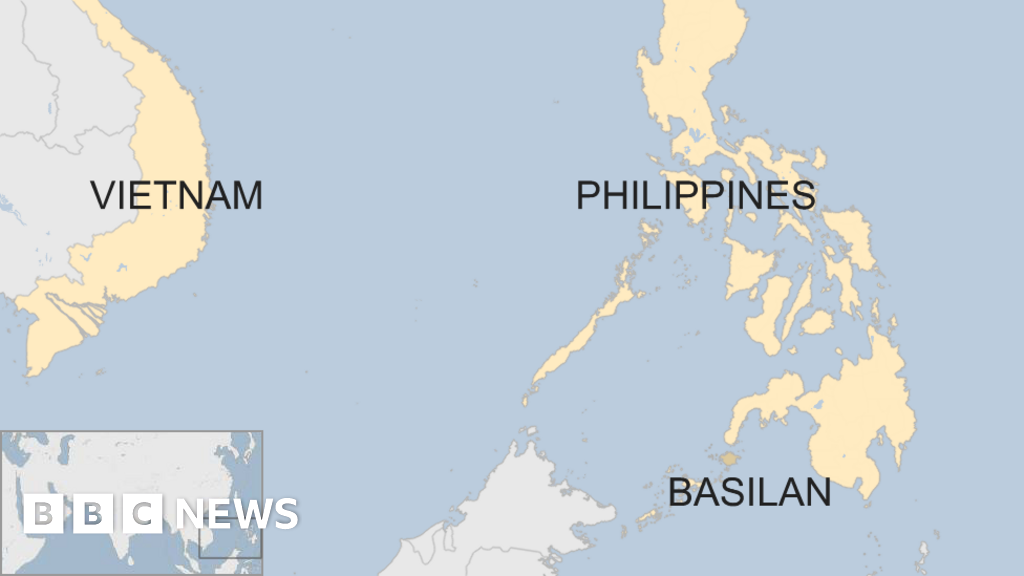 Philippines kidnap: Abu Sayyaf Islamists behead Vietnamese - BBC News