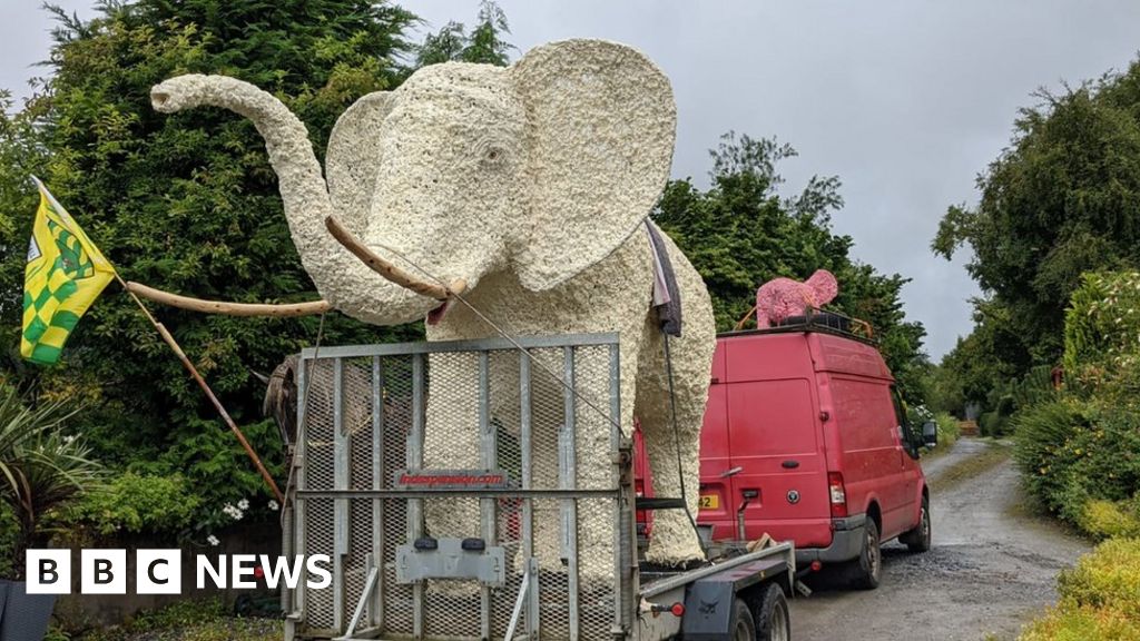 Full-size elephant sculpture being transported from Derry to Donegal