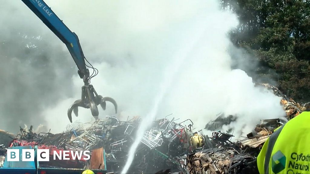 Caerphilly fire: Firefighters tackle blaze at recycling plant