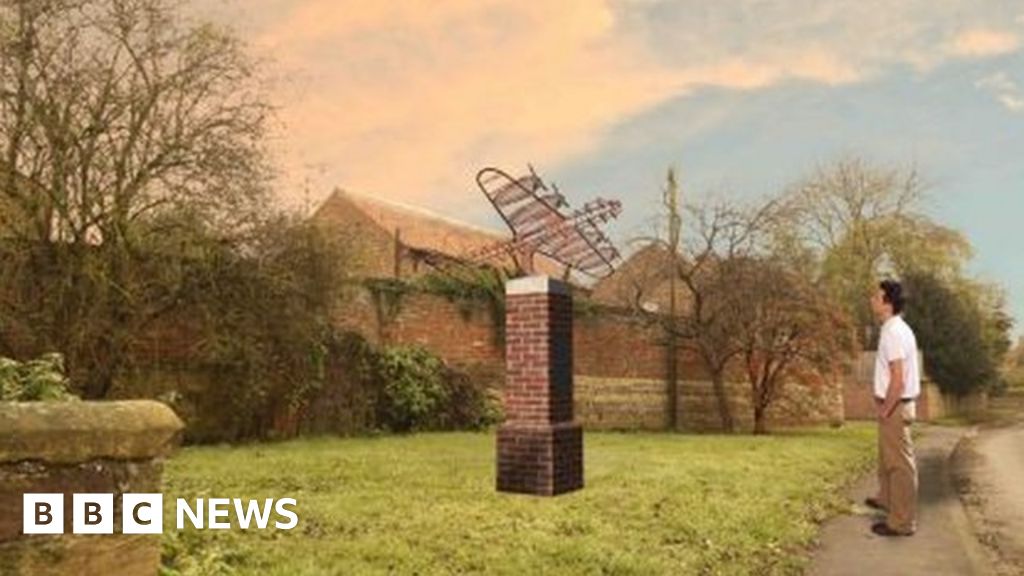 Memorial marks 70 years of Tockwith plane crash - BBC News