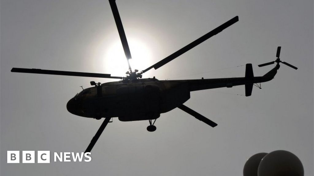 Pakistan helicopter crew freed in Afghanistan - BBC News