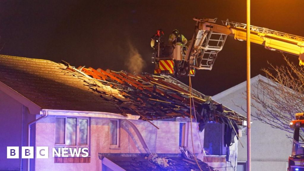 Neath blast: Woman 'in a terrible state' after explosion - BBC News