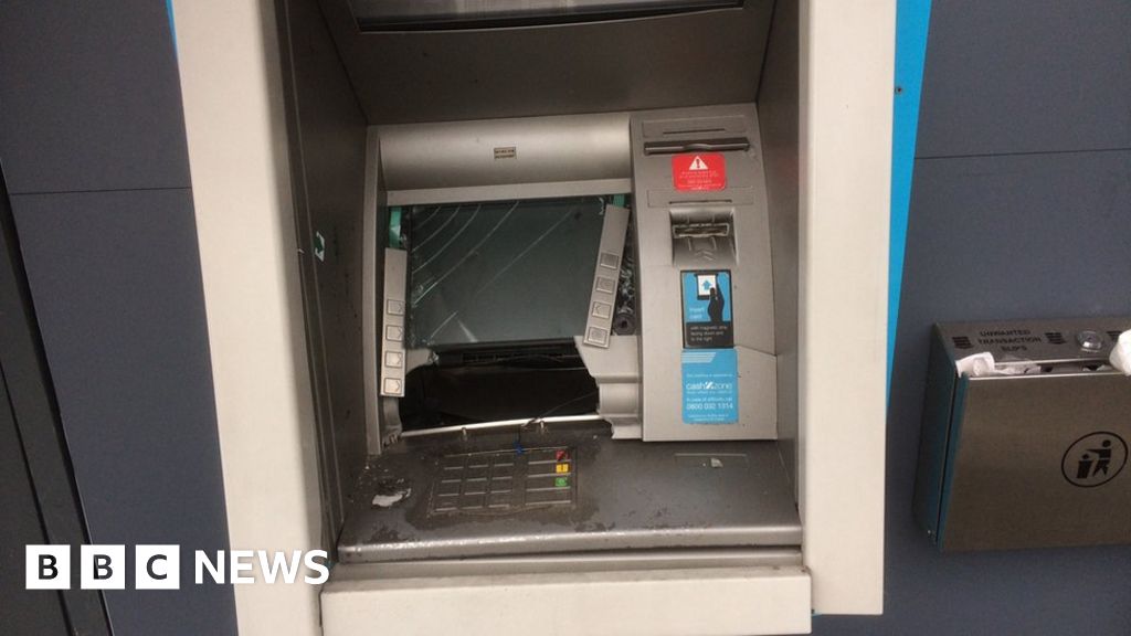 Thieves blow up Deganwy Co-op shop cash machine