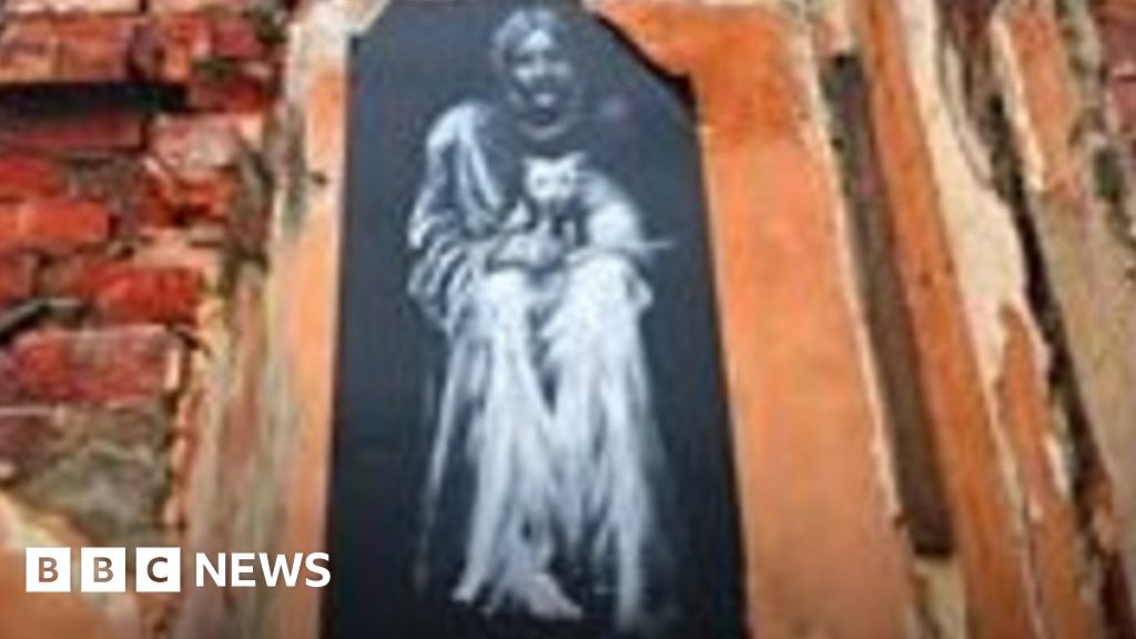 Middlesbrough derelict buildings showcase urban art - BBC News