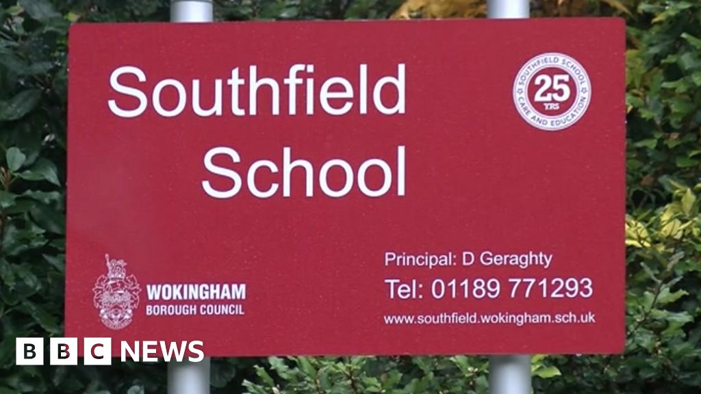 Southfield School, Wokingham, closed for 'improvements' - BBC News