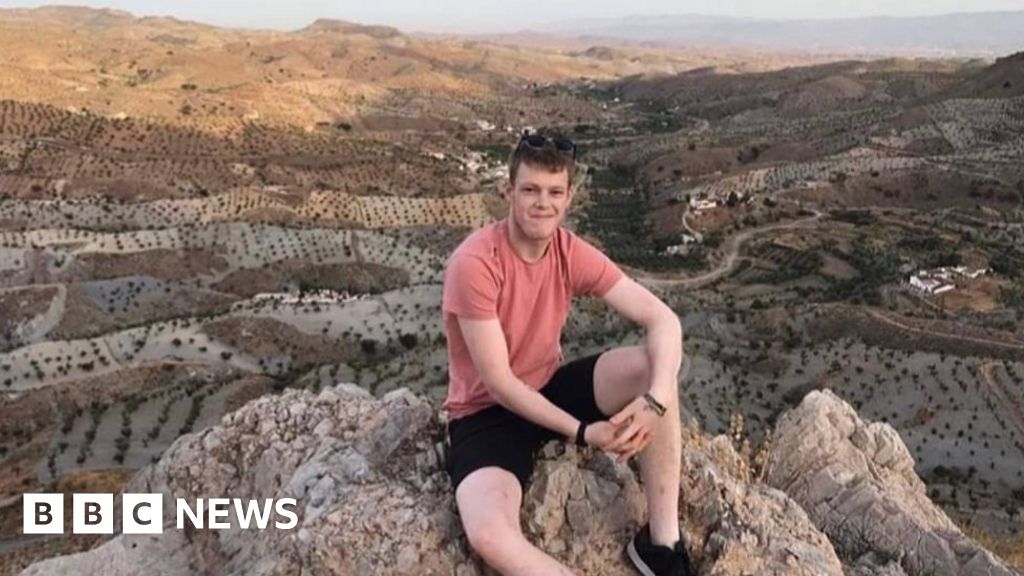 Nathaniel Bierley: Man admits manslaughter over punch death - BBC News