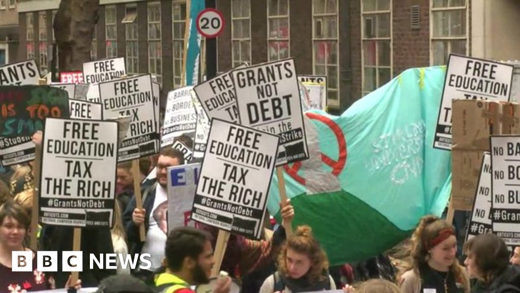 Government's university 'value for money' pledge - BBC News