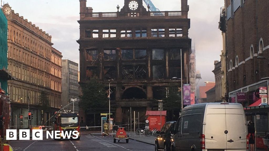Belfast Primark fire: Disruption expected around historic site - BBC News