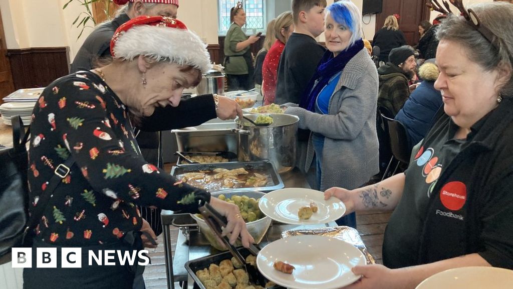 Trowbridge food bank opens laundry and shower unit for rough sleepers ...