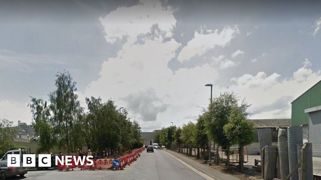 HGVs banned from Leeming Bar estate after 'open toilet' complaint - BBC ...