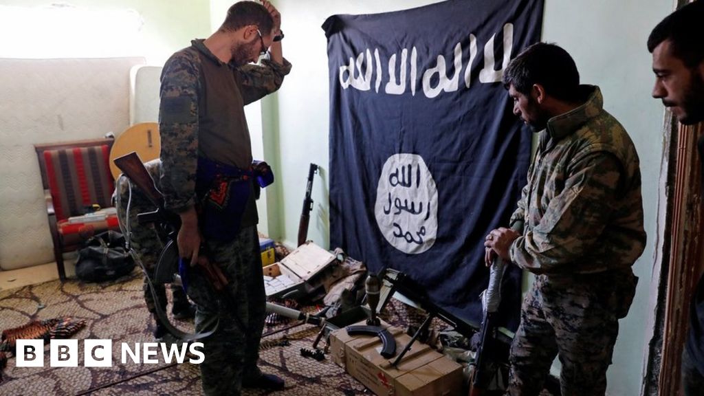 Syria War Raqqa Deal Agreed To Evacuate Civilians