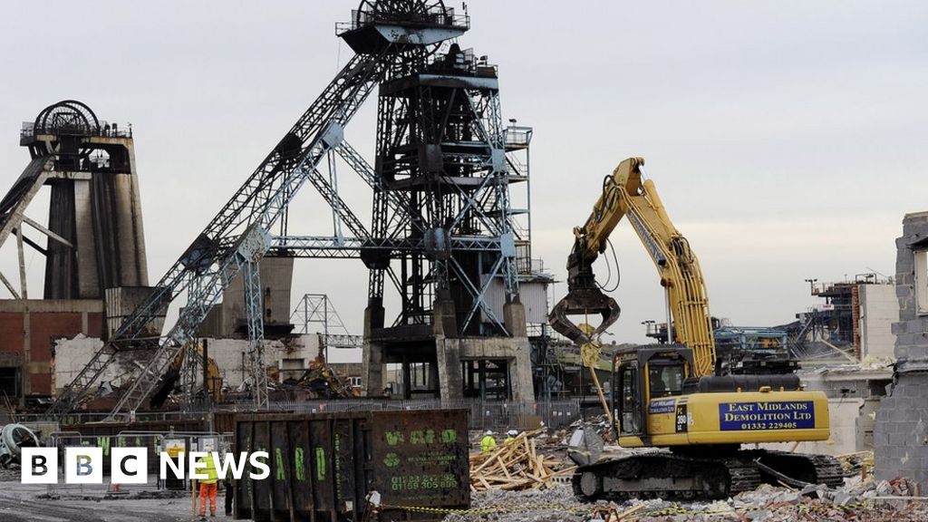 Former Hatfield Colliery security costing £145,000 a year - BBC News
