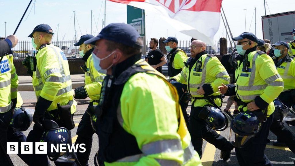 Dover: Four charged after anti-immigration protest Dover: Four charged after anti-immigration protest