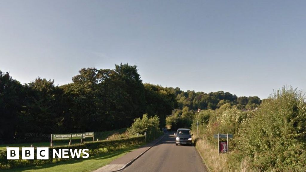 Two sites shortlisted for east Bath park-and-ride - BBC News