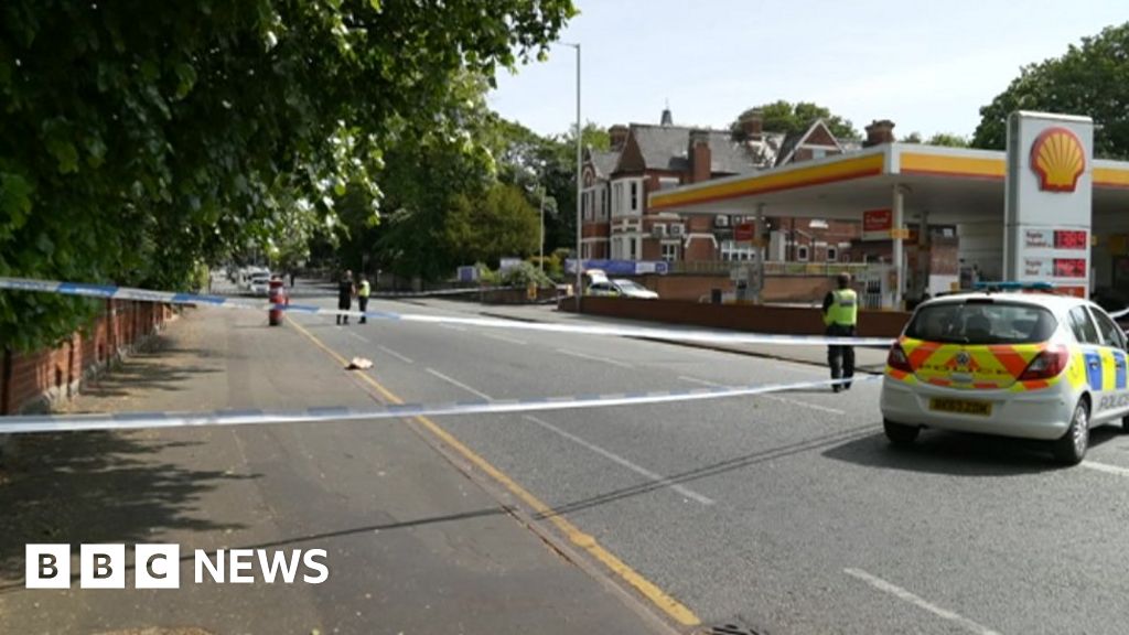 Wolverhampton: Murder probe as man dies 'following disorder'