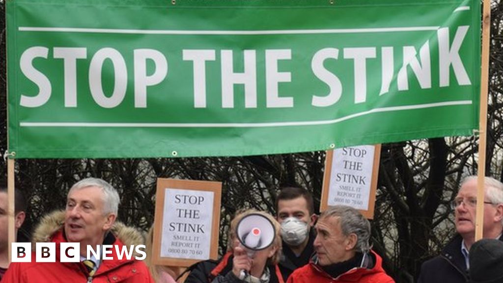 Clayton Hall landfill: Mound of 'stinking' waste must be levelled - BBC ...