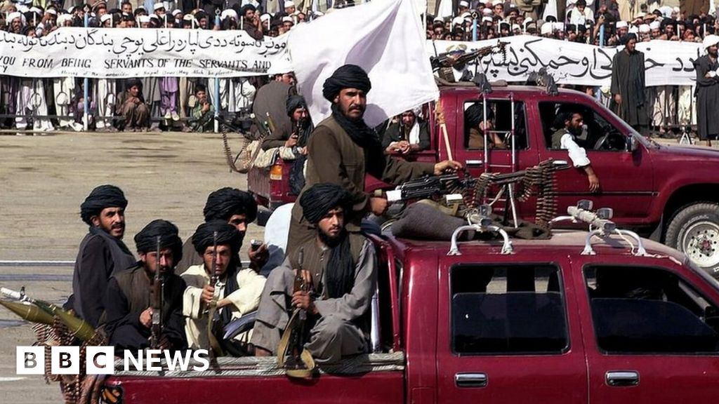 Mullah Omar: Taliban choose deputy Mansour as successor - BBC News