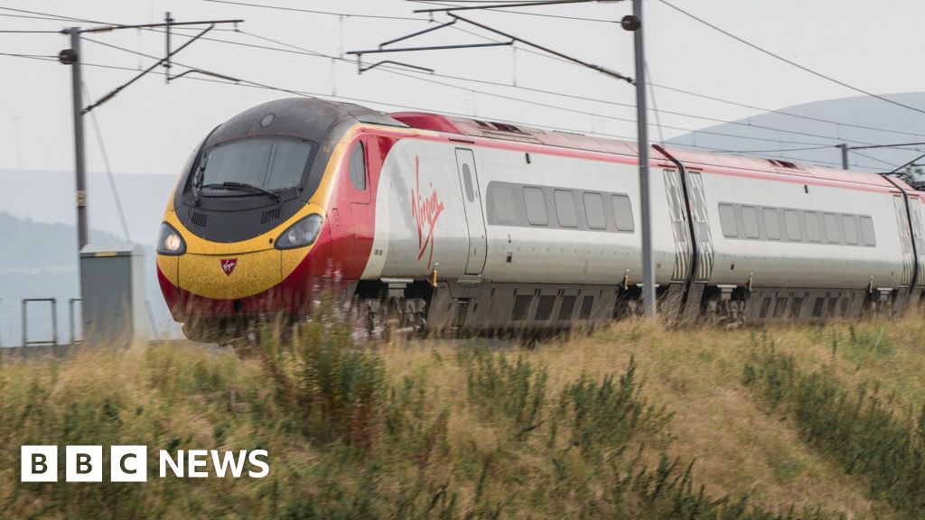 Virgin starts automatic compensation for train delays - BBC News