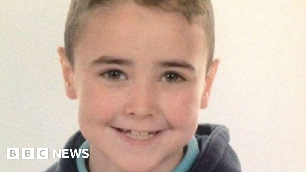 Boy, seven, killed in road accident - BBC News