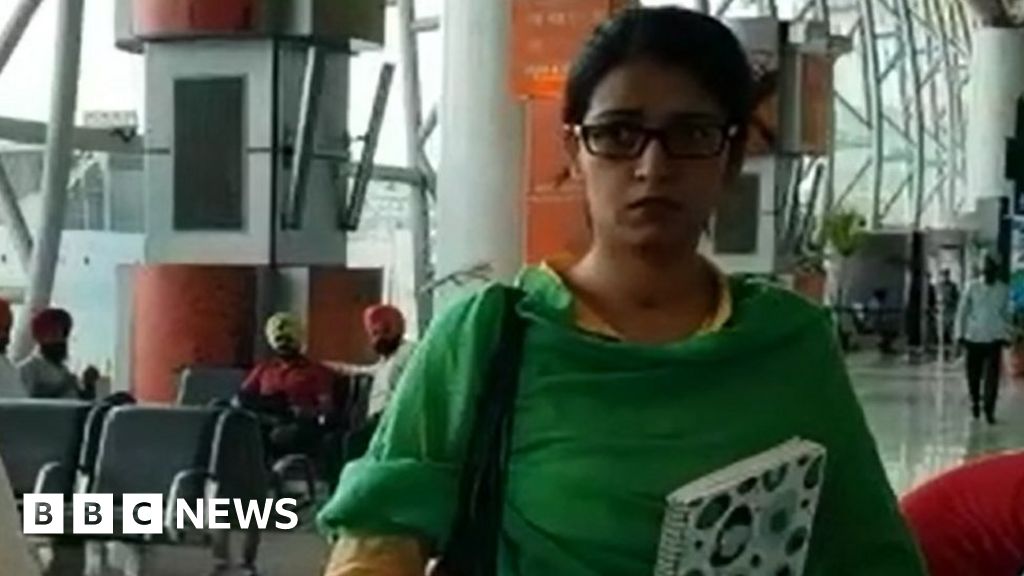 Indian woman 'forced to marry Pakistani' returns - BBC News
