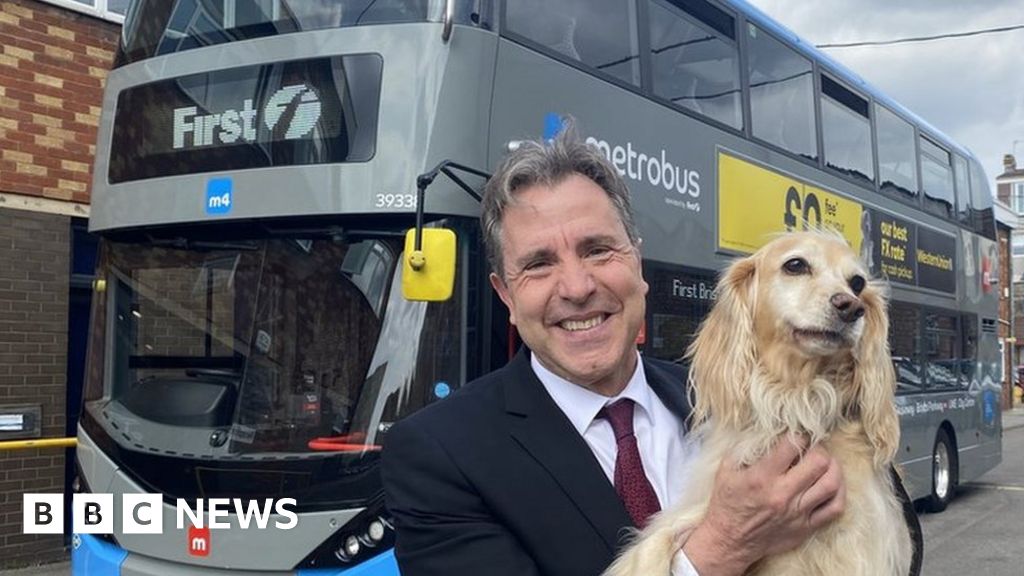 Age UK calls for 'lifeline' rural Somerset buses to return - BBC News
