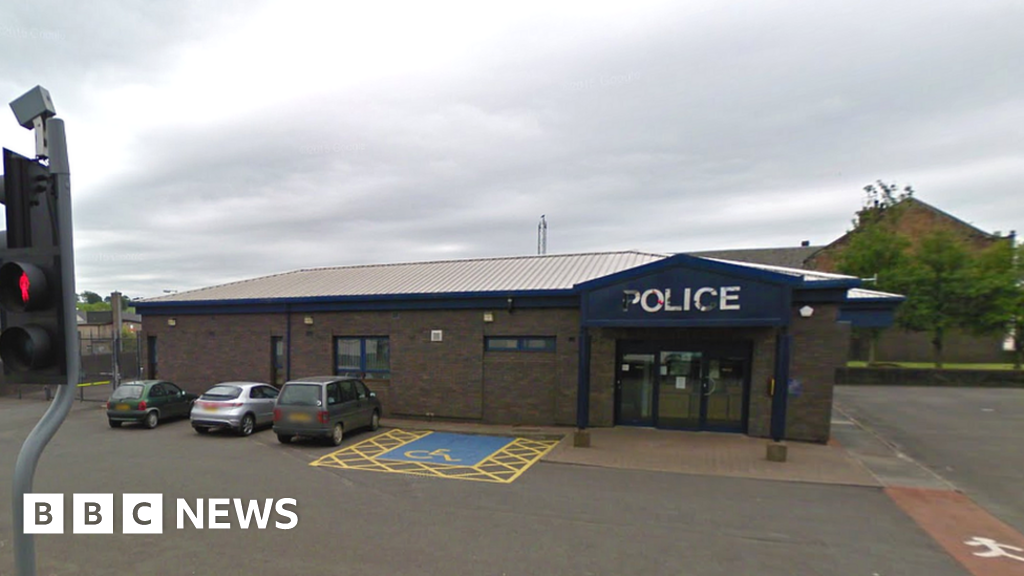 Police hunt Lockerbie hotel till thieves - BBC News