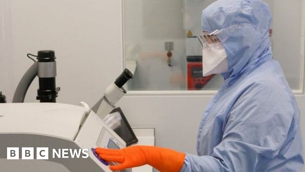 Scottish cancer research gets £4.5m clinical trial boost - BBC News