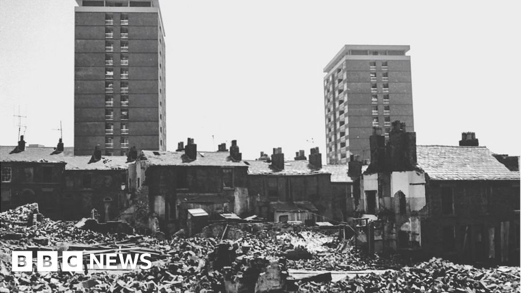 How a BBC engineer captured Liverpool in transition - BBC News