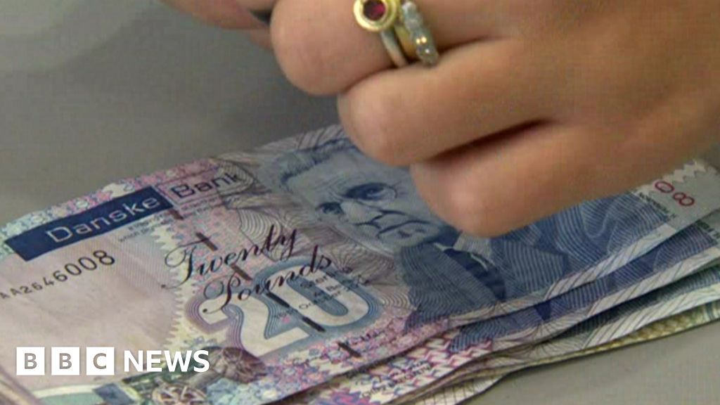 Paper £20 notes cannot be spent from midnight in Northern Ireland - BBC ...