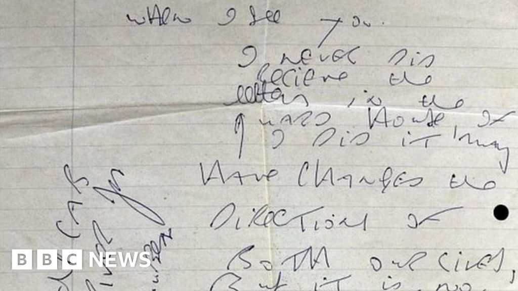 Reggie Kray's letters at 'what if' moment in his life are sold at ...