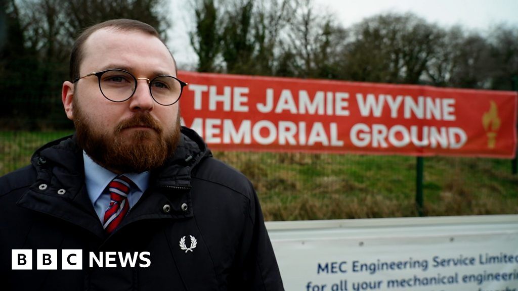 Jack Sargeant on his experience of living with suicide - BBC News