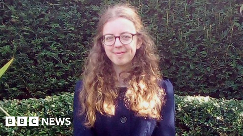 Record Gender Gap In University Places