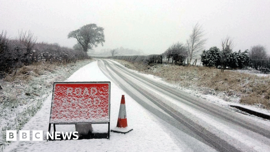 Routes blocked as snow strikes in Borders and Dumfries and Galloway ...
