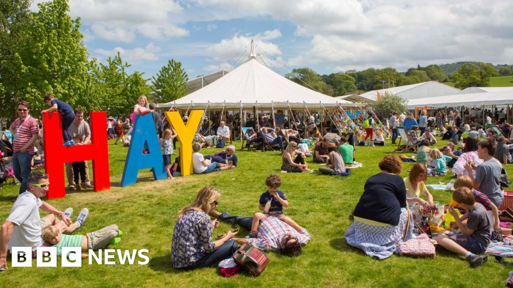 Hay Festival announces first of 2017 line-up - BBC News