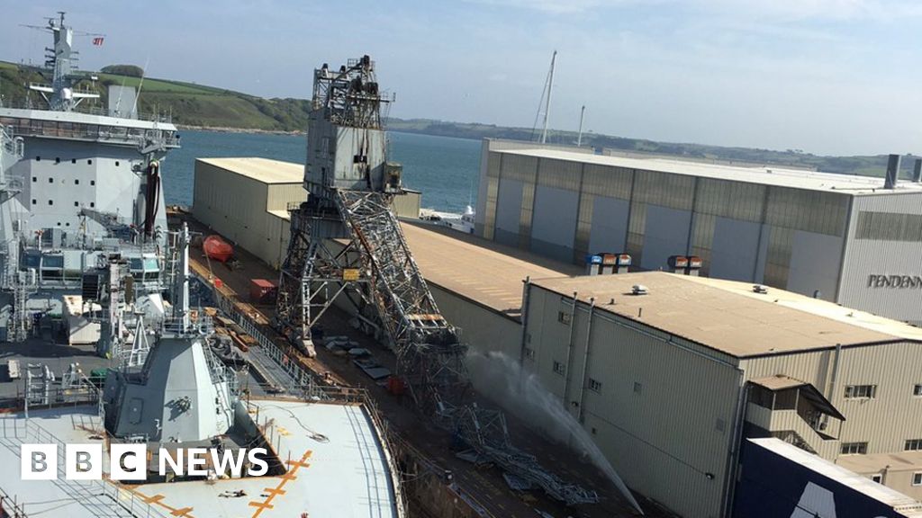 Crane collapses at Falmouth Docks - BBC News