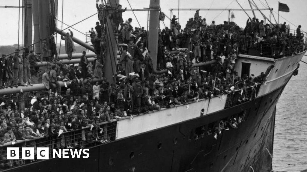Memorial to Basque refugee children unveiled in Southampton - BBC News