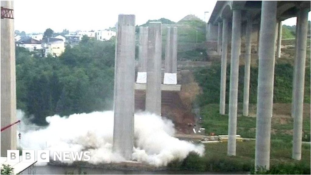 Massive bridge pillars felled in Limburg, Germany - BBC News