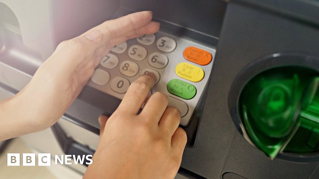Eight arrests over 'sophisticated' ATM scam - BBC News