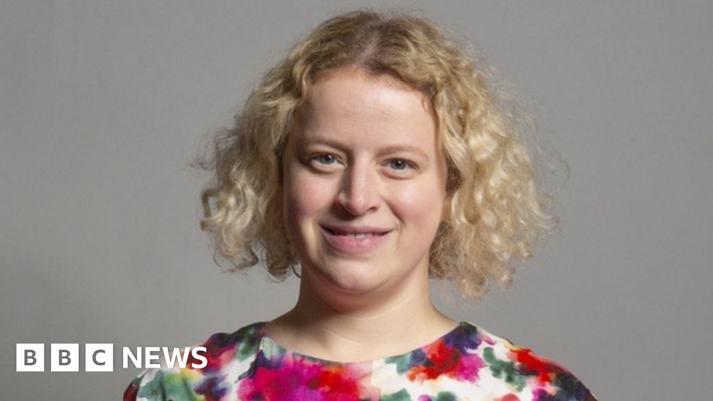 Sheffield MP urges action over dilapidated schools after parent hurt ...