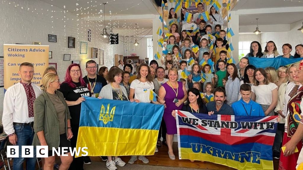 Making the journey from Ukraine to south-east England - BBC News