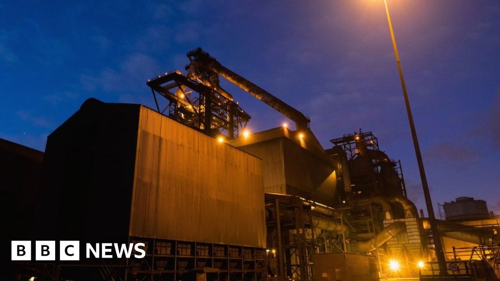 Redcar steelworks demolition report a 'whitewash' - BBC News