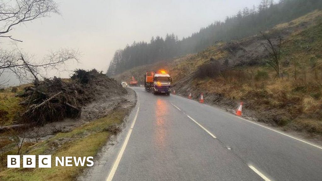 Rest And Be Thankful: A83 reopens after landslide - BBC News