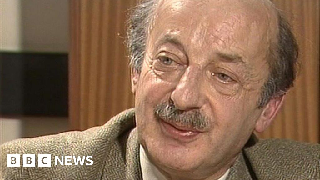 Contaminated blood inquiry: Manslaughter claim against consultant - BBC ...
