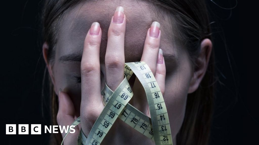 MPs debate eating disorder strategies - BBC News