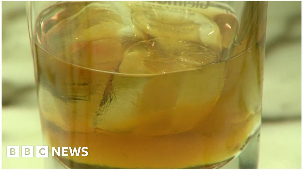 How five generations kept whisky flowing - BBC News