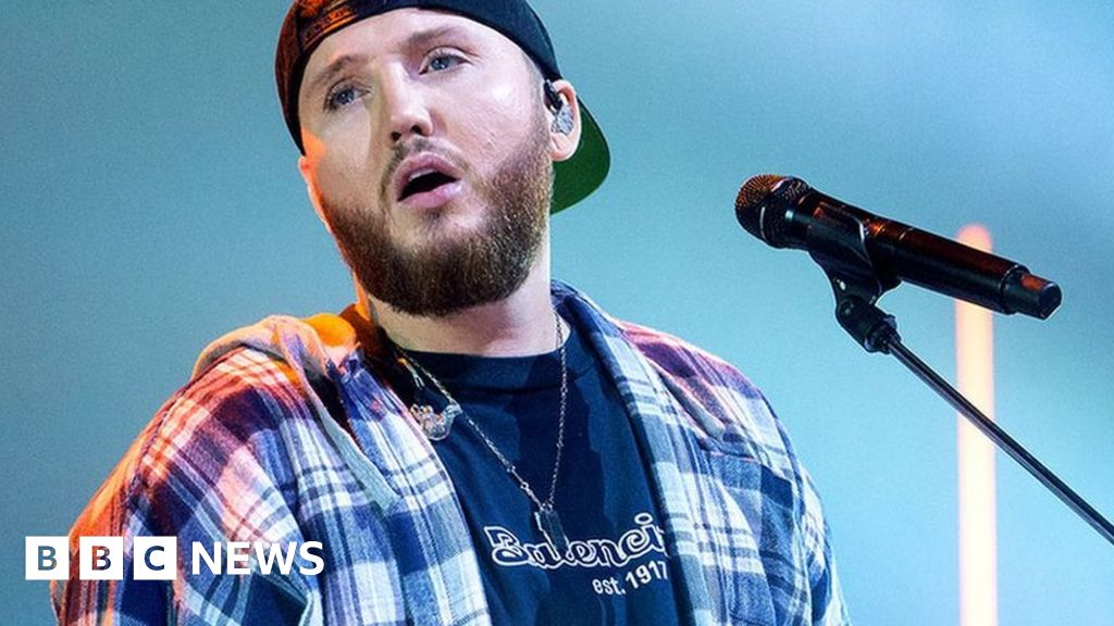 James Arthur: 'I thought I was going to die on stage' - BBC News