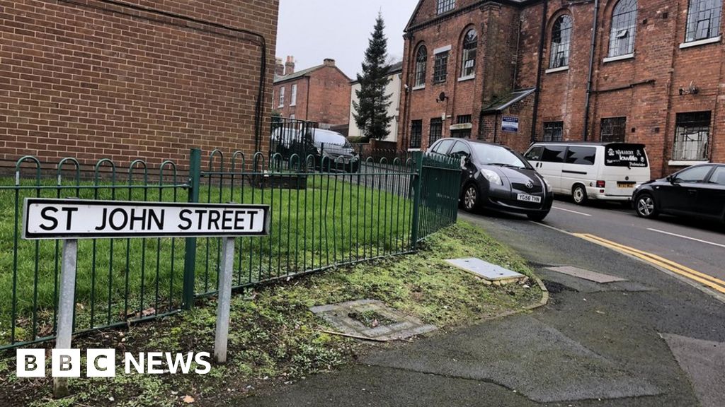 Attempted murder arrest after man stabbed in Wellington - BBC News