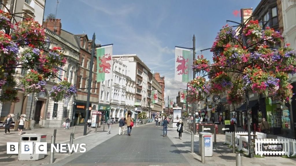Homeless man found dead in Cardiff street