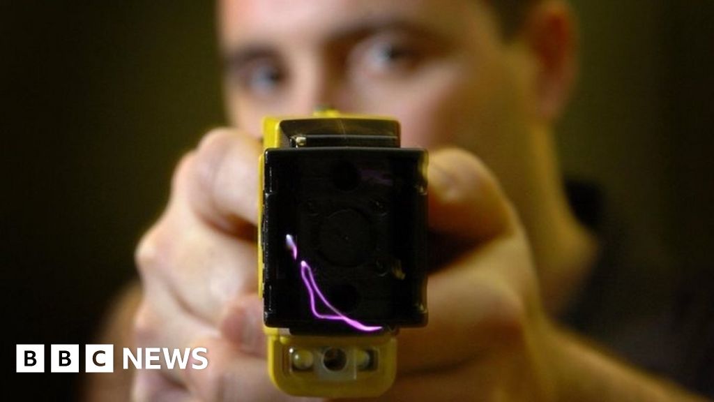Greater Manchester Police to double number of Taser officers - BBC News