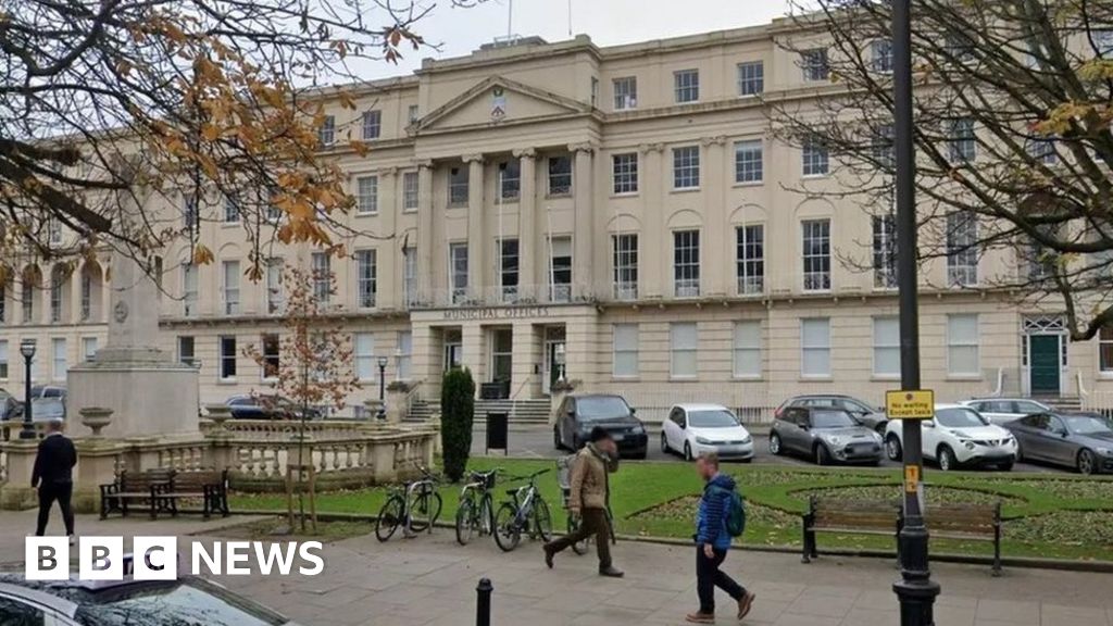 Cheltenham residents could face council tax rise - BBC News